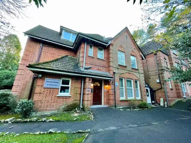 Charming 1 BA 1 bedroom flat for rent in Carlton Grange, BH2