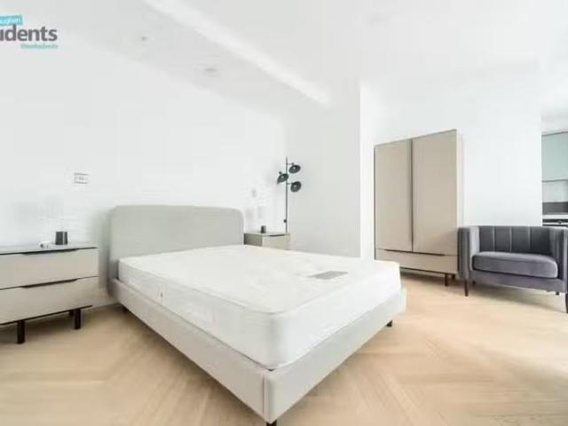 Unique 1 BA 1 bedroom flat for rent in Gloucester Place, Brigh.