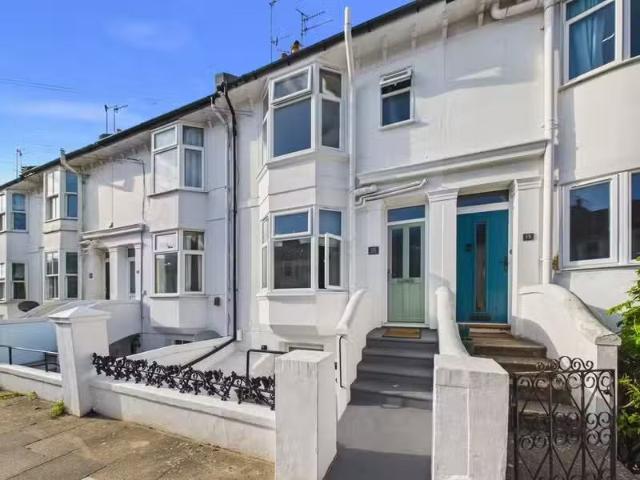 Deal! 1 BA 1 bedroom flat for rent in Livingstone Road, Hove.