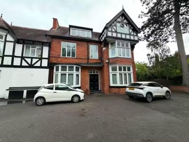 Unique 1 BA 1 bedroom flat for rent in Salisbury Road, Moseley.