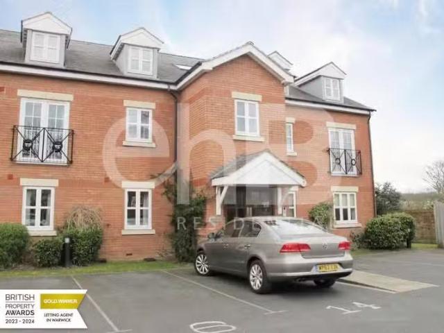 Unique 1 BA 1 bedroom house for rent in Knights Court, Warwick.