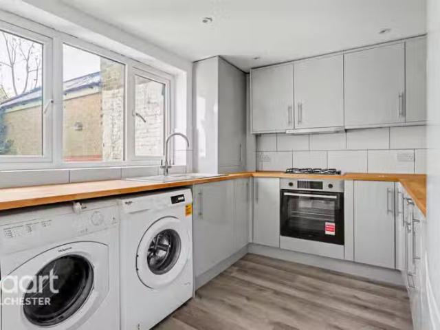 Charming 1 BA 1 bedroom house share for rent in Mersea Road, C.