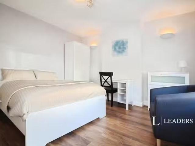 New 1 BA 1 bedroom house share for rent in Winchester Road, CO2