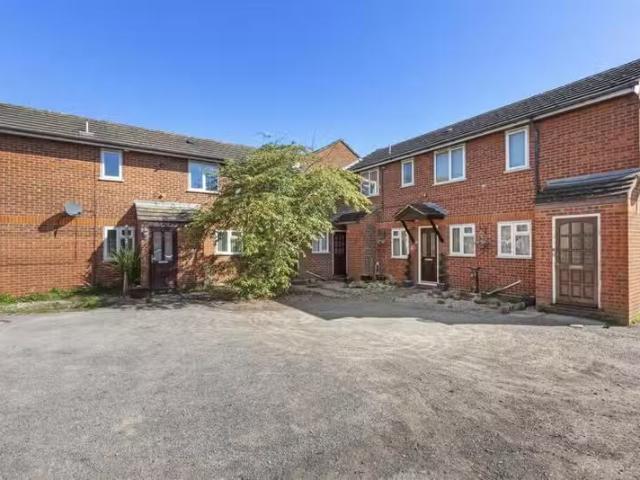 Cheap 1 BA 1 bedroom maisonette for rent in Walk Of Town, High.