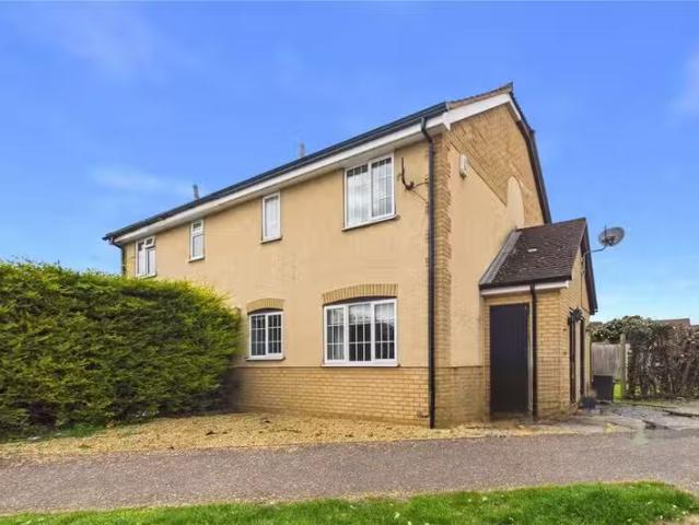 Charming 1 BA 1 bedroom Semi Detached House to rent, Mill Mead.