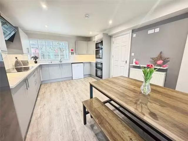 Unique 1 BA 1 bedroom Property to rent, Carfield, Skelmersdale.