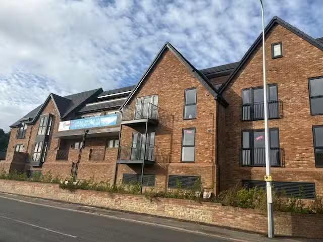 Cozy 1 BA 2 bedroom apartment for rent in 95 Seabrook Road, Hy.