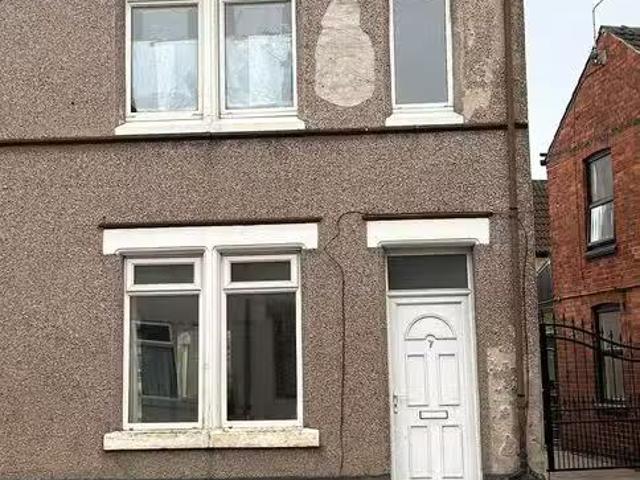 New 1 BA 2 bedroom End Terrace House to rent, The Hill, Kirkby.