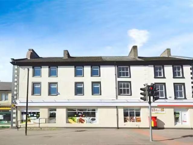 Nice 1 BA 2 bedroom Flat to rent, Main Street, Egremont, CA22.