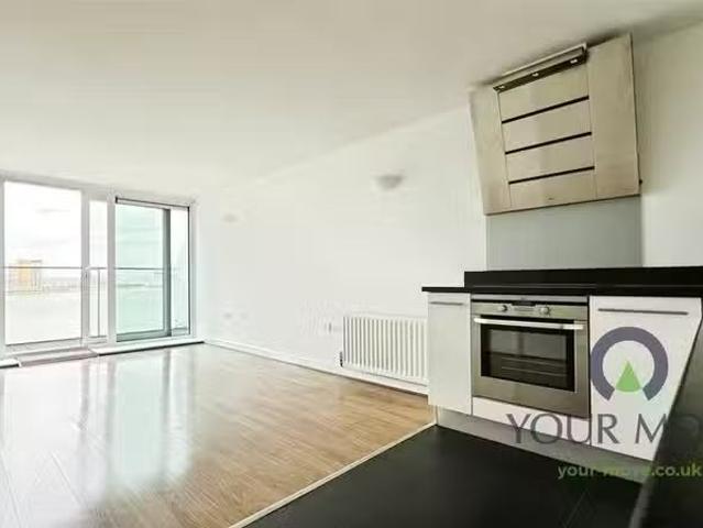 Cheap 1 BA 2 bedroom Flat to rent, Argyll Road, London, SE18.