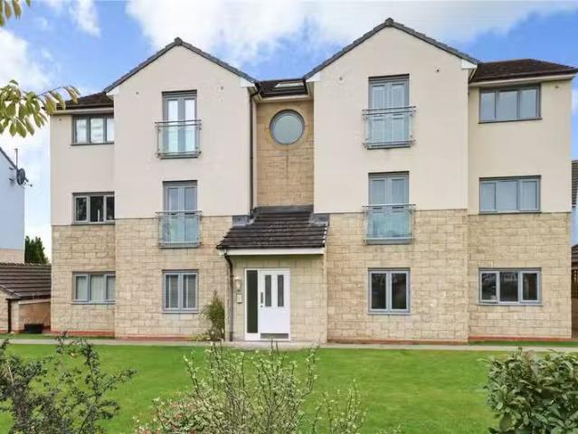 Deal! 1 BA 2 bedroom Flat to rent, Cromwell Ford Way, Blaydon.