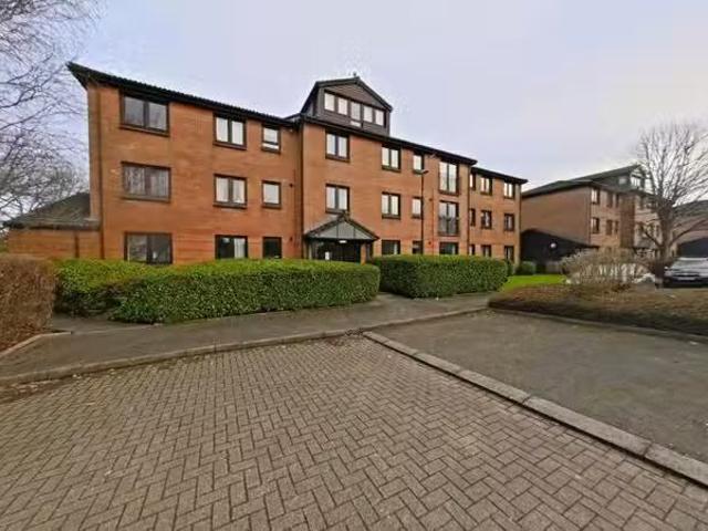 Deal! 1 BA 2 bedroom flat for rent in Abbey Mill, Riverside, S.