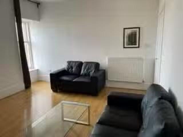 Unique 1 BA 2 bedroom flat for rent in Justice Street, City Ce.