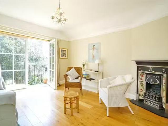 Rental! 1 BA 2 bedroom flat for rent in Park Road, Cults, Aber.
