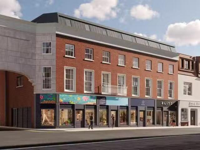 Charming 1 BA 2 bedroom flat for rent in Queen Street, Ramsgat.