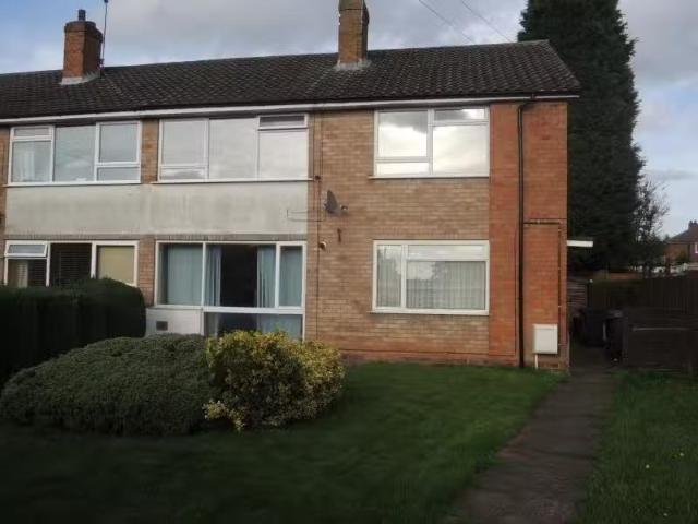 Cheap 1 BA 2 bedroom flat for rent in Rednall Drive, Sutton Co.