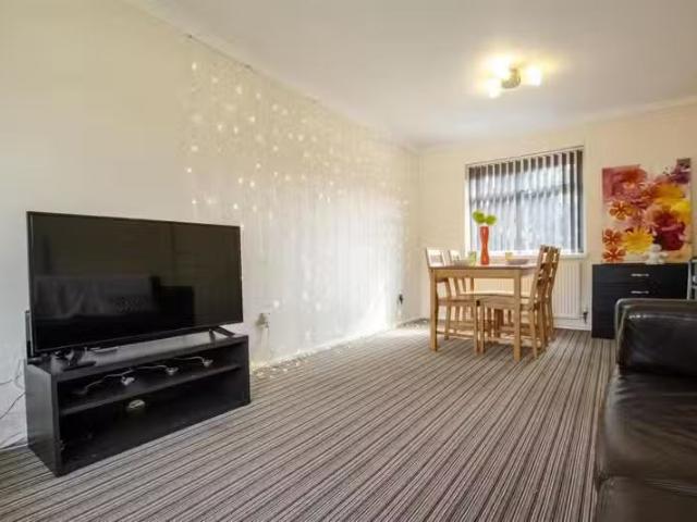 Deal! 1 BA 2 bedroom house for rent in Leahurst Crescent, Birm.