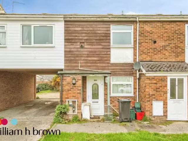 Unique 1 BA 2 bedroom house for rent in Melton Close, CLACTON.