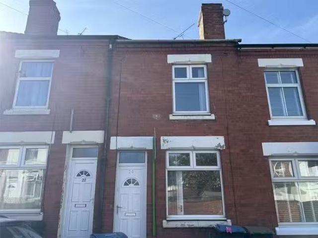 Just in! 1 BA 2 bedroom Mid Terrace House to rent, Chandos Str.