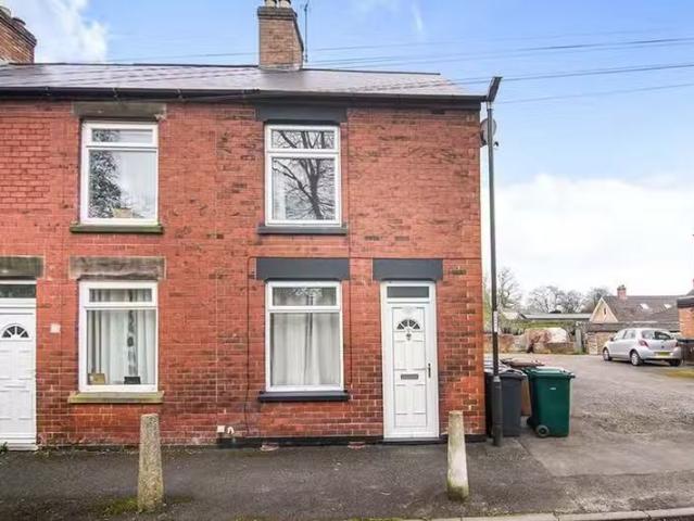 Unique 1 BA 2 bedroom Mid Terrace House to rent, Charles Stree.