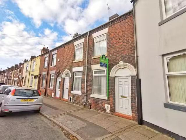 Cheap 1 BA 2 bedroom Mid Terrace House to rent, Edward Street.