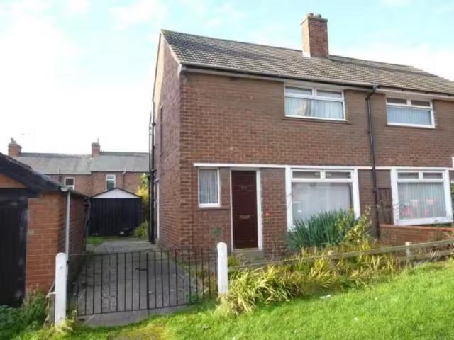 Cozy 1 BA 2 bedroom semi detached house for rent in 25 Lawson.