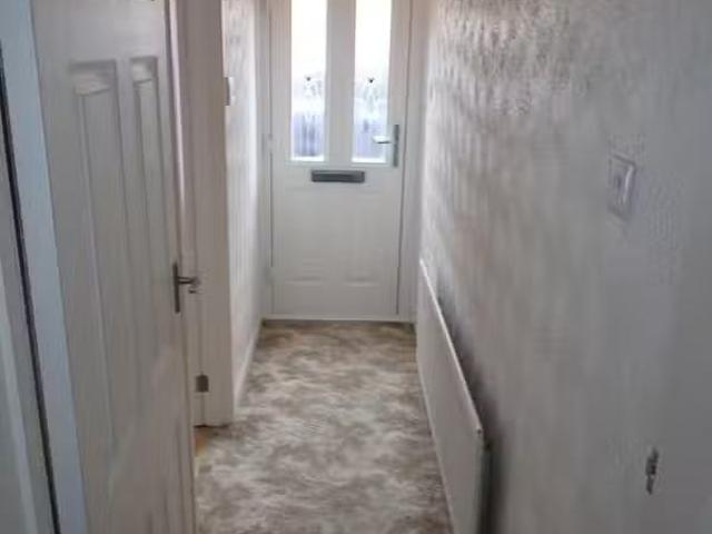 Deal! 1 BA 2 bedroom terraced house for rent in Bolton Street.