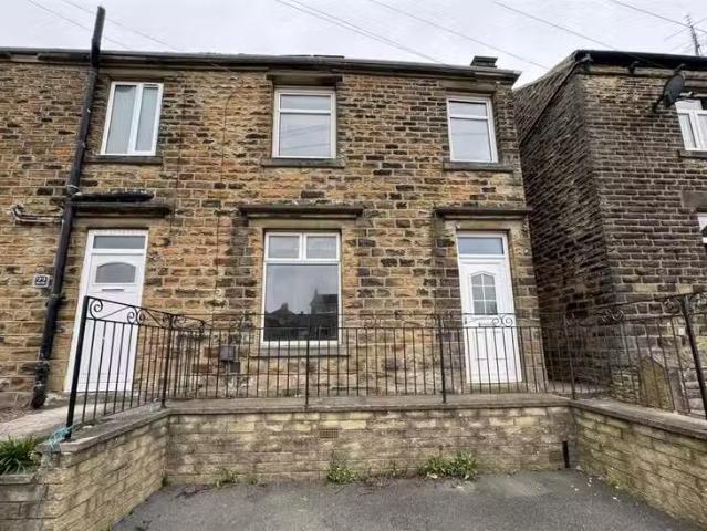 Charming 1 BA 2 bedroom terraced house for rent in Beaumont St.