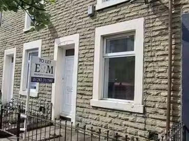 For Rent! 1 BA 2 bedroom terraced house for rent in Belfield R.
