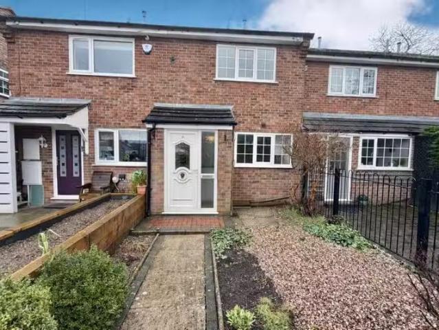 Charming 1 BA 2 bedroom terraced house for rent in Hill View C.