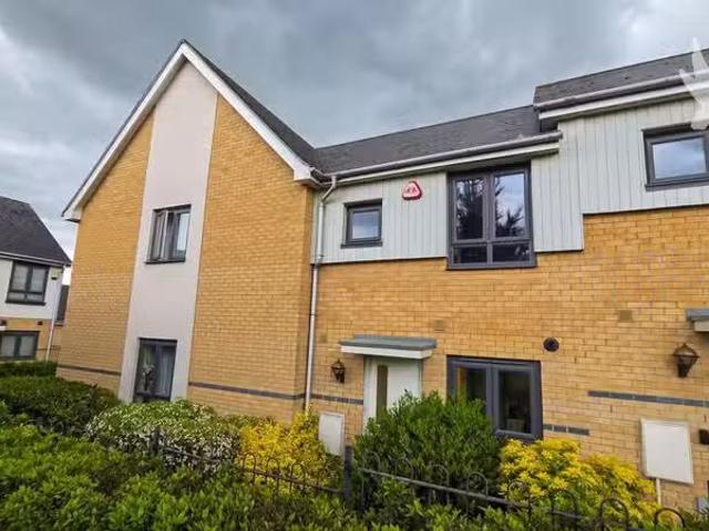 Unique 1 BA 2 bedroom terraced house for rent in Motor Walk, C.