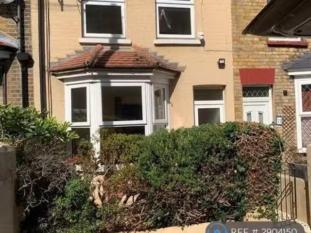 For Rent! 1 BA 2 bedroom terraced house for rent in Mill Cotta.