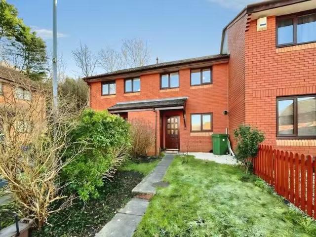 New 1 BA 2 bedroom terraced house for rent in Penydarren Drive.