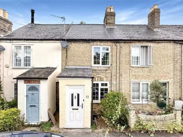 Deal! 1 BA 2 bedroom terraced house for rent in Rosemary Road.