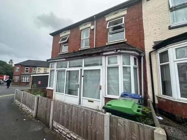 New 1 BA 2 bedroom terraced house for rent in Watery Lane, Sme.