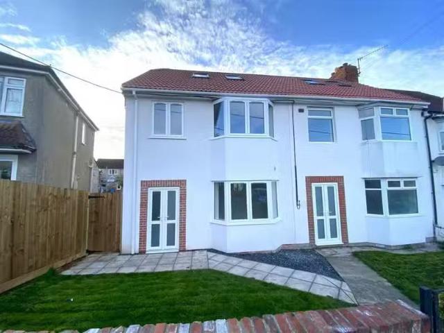 Unique 1 BA 3 bedroom maisonette for rent in Alma Road, Kingsw.