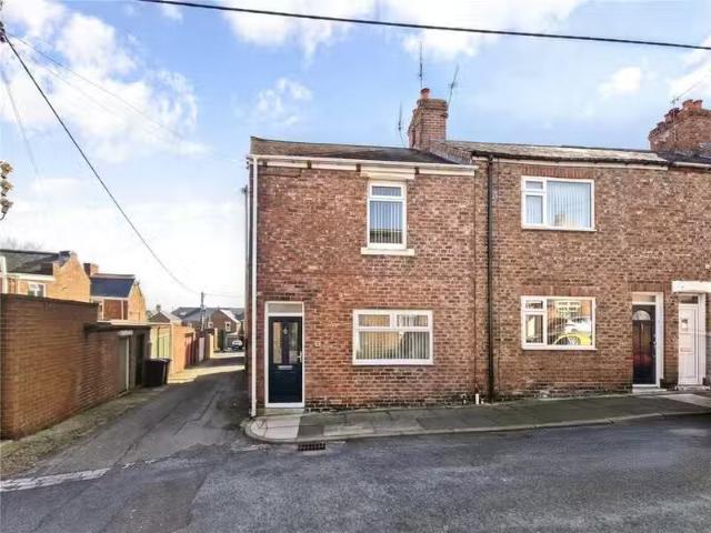 Just in! 1 BA 3 bedroom Mid Terrace House to rent, Ramsey Stre.