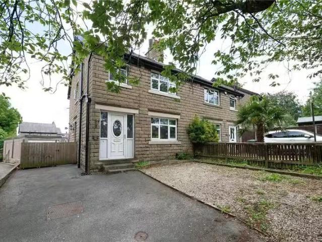 Rental! 1 BA 3 bedroom Semi Detached House to rent, Westfield.