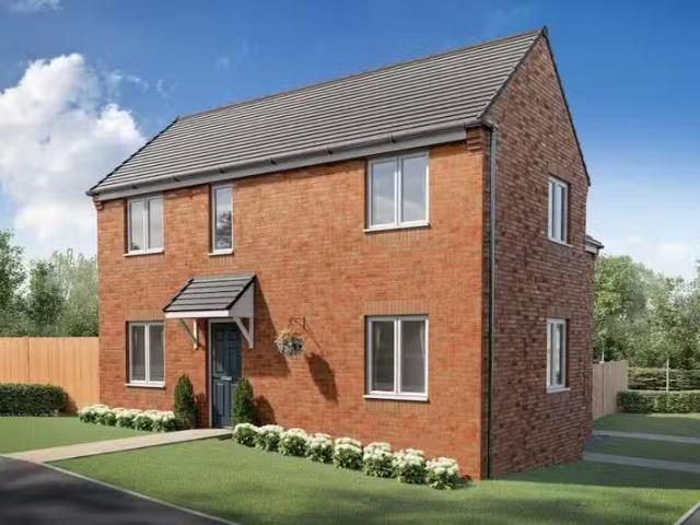 Just in! 1 BA 3 bedroom semi detached house for rent in Carrwo.