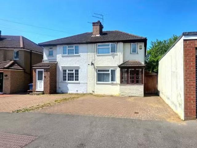 For Rent! 1 BA 3 bedroom semi detached house for rent in Hampd.