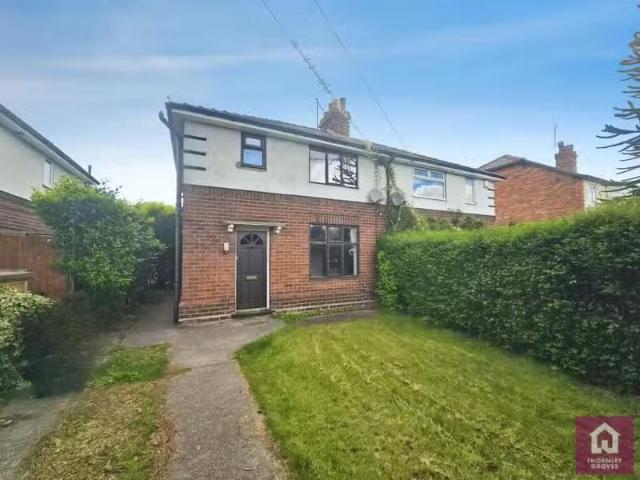 Rental! 1 BA 3 bedroom semi detached house for rent in Hoole L.
