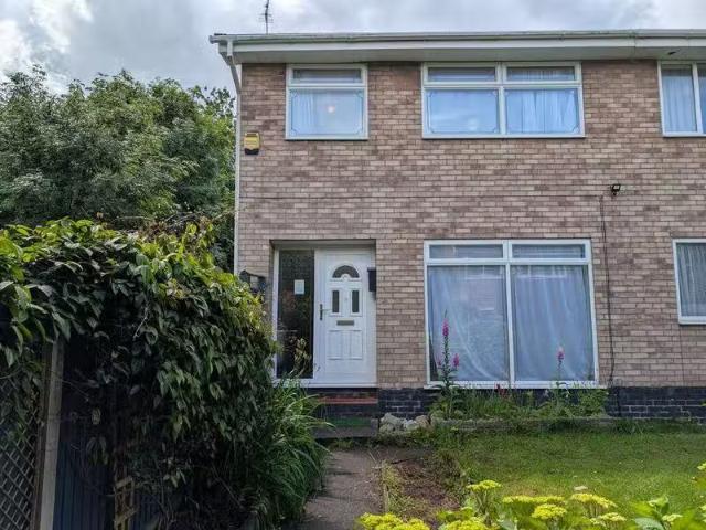 Unique 1 BA 3 bedroom semi detached house for rent in Northfie.
