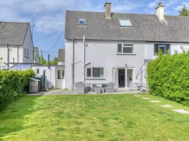 Unique 1 BA 3 bedroom semi detached house for rent in Southsid.