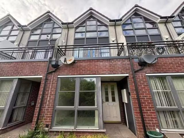 Unique 1 BA 3 bedroom town house for rent in Bradestone Road.