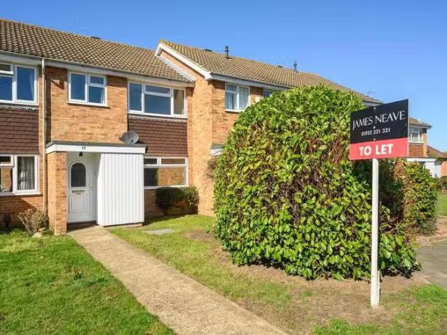 New 1 BA 3 bedroom terraced house for rent in Egmont Road, Wal.