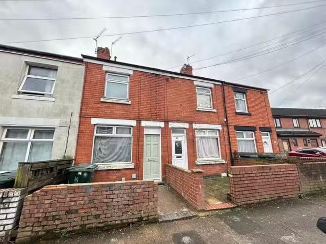 Rental! 1 BA 3 bedroom terraced house for rent in Mulliner Str.