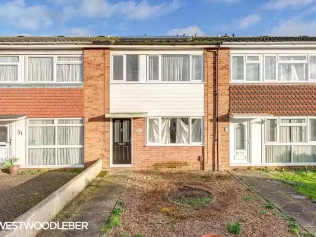 Unique 1 BA 3 bedroom terraced house for rent in Nursery Road.