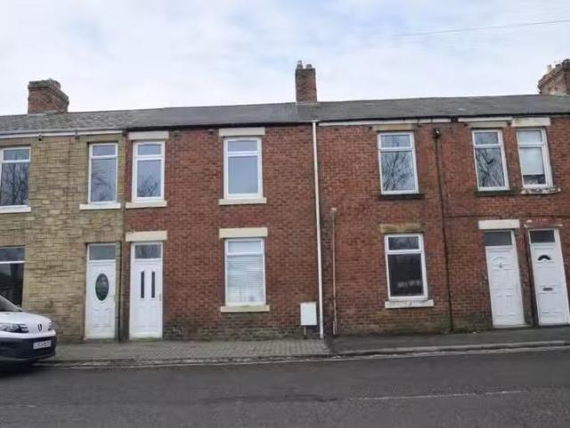 Rental! 1 BA 3 bedroom terraced house for rent in Standerton T.