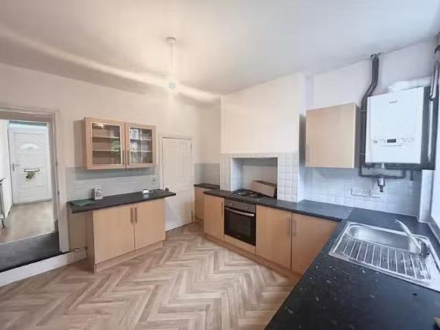 Unique 1 BA 3 bedroom terraced house for rent in Sycamore Road.