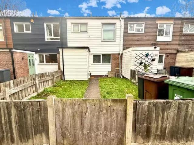 New 1 BA 3 bedroom terraced house for rent in Riley Drive, Smi.